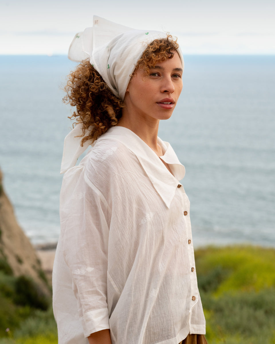 Vintage chelsea collar shirt – World of Crow